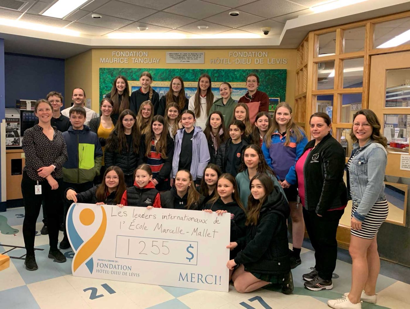 Les leaders internationaux de 1ère secondaire de l’École Marcelle ...